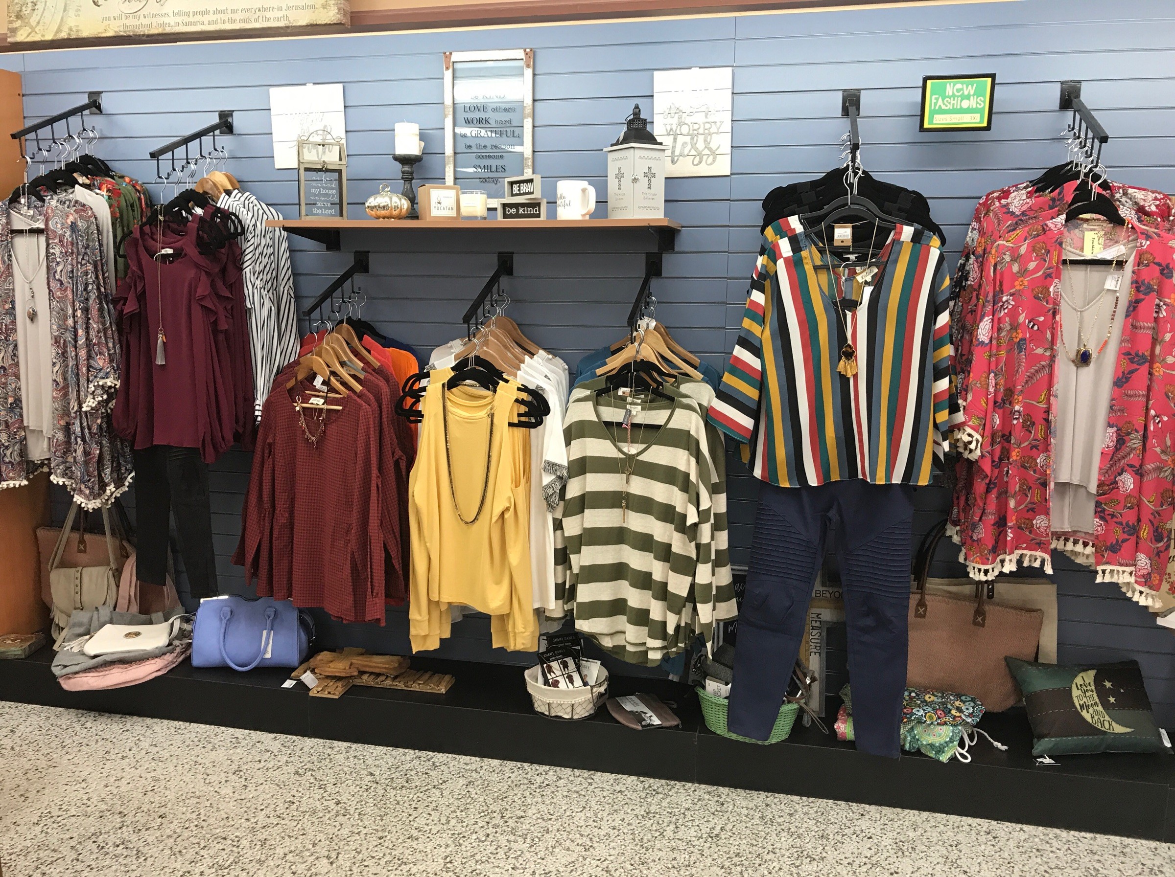 Boutique | Hood's Pharmacy and Gifts